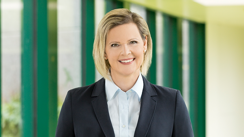 So bekommen wir mehr Frauen in Führung